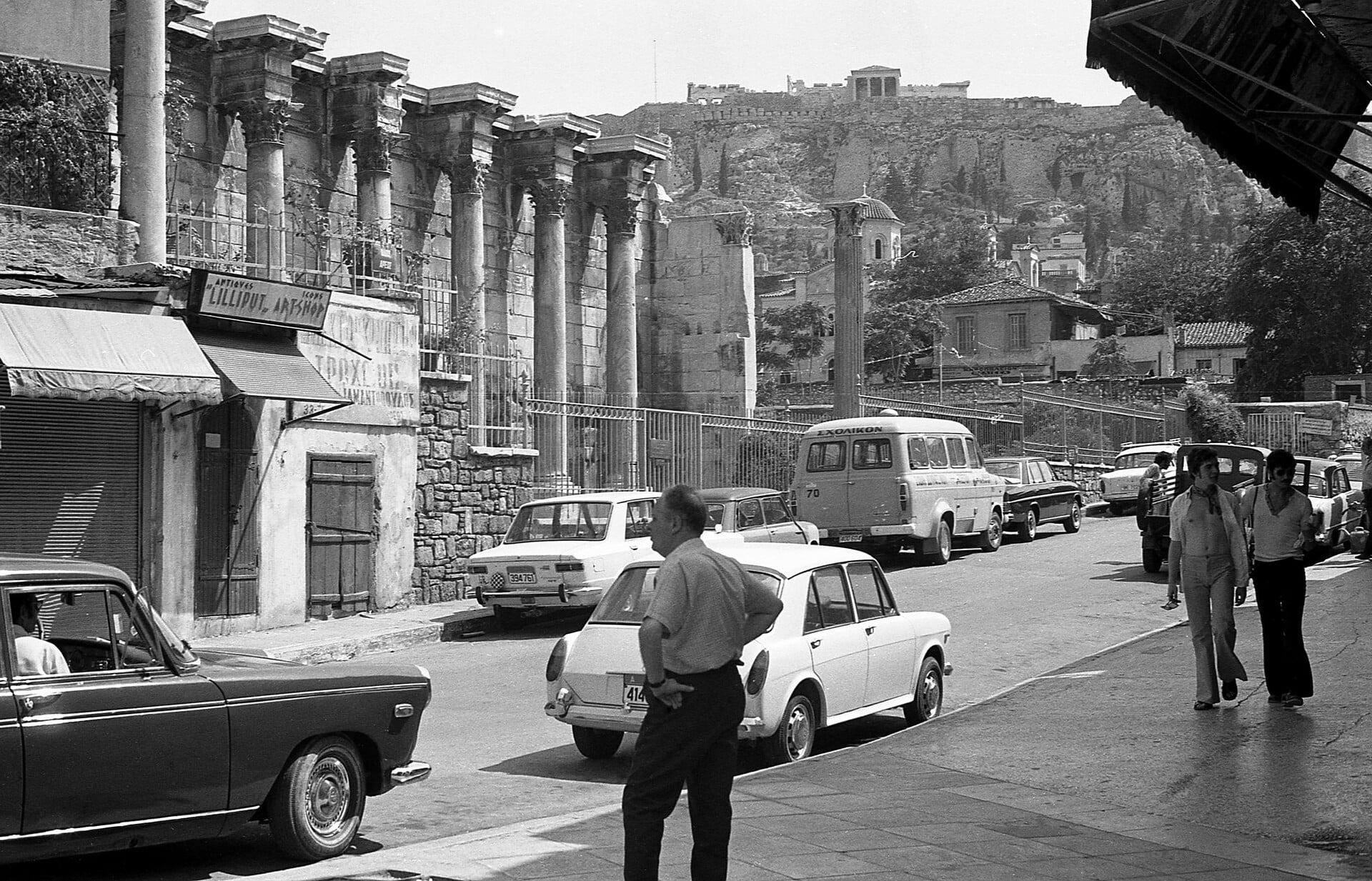 Αμερικανοί τουρίστες στην Αθήνα του '70 | LiFO